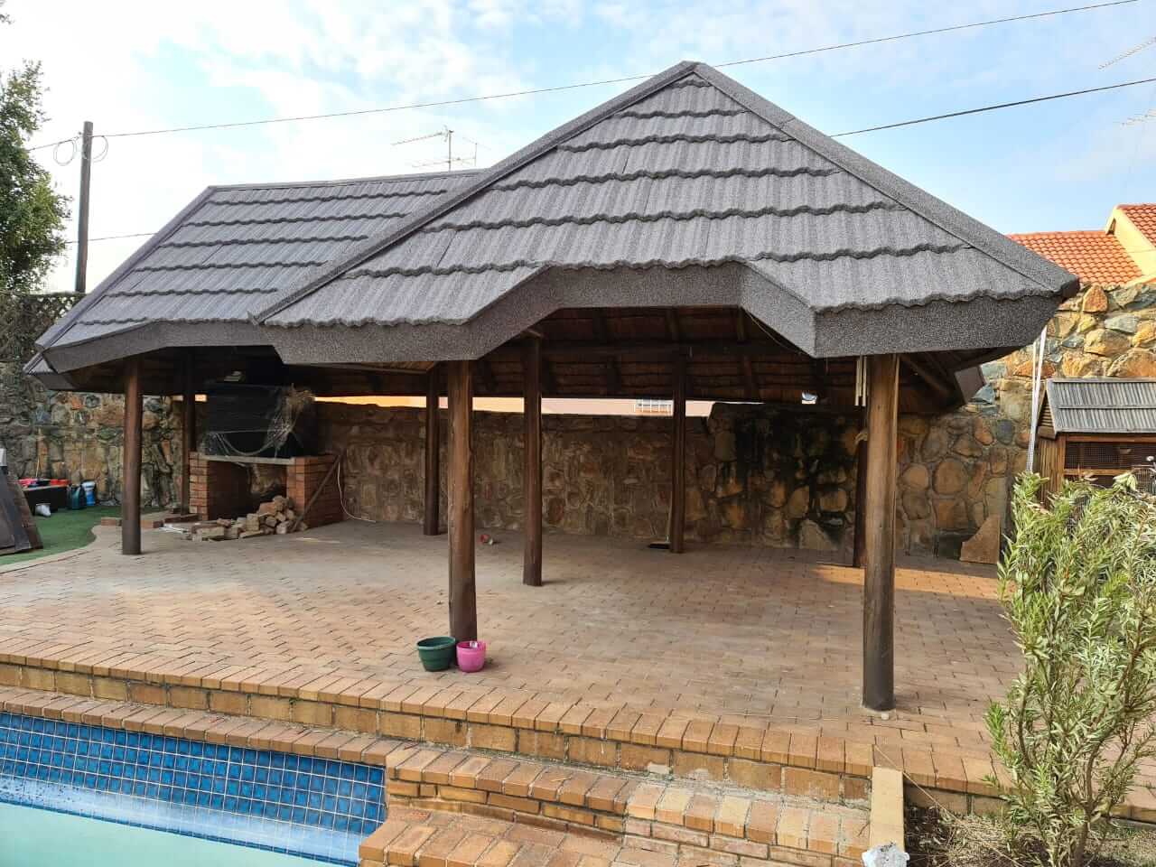 Thatch Tile Roofs Gallery for Lodge | Fiddler™ Roofing Products