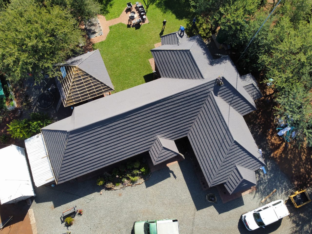 Harvey Thatch Tile Competitor Prodcuct | Fiddler™ Roofing Products
